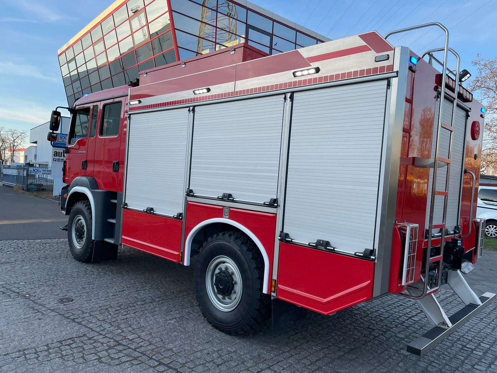 MAN TLF 5000 Neufahrzeug mit Einzelbereifung