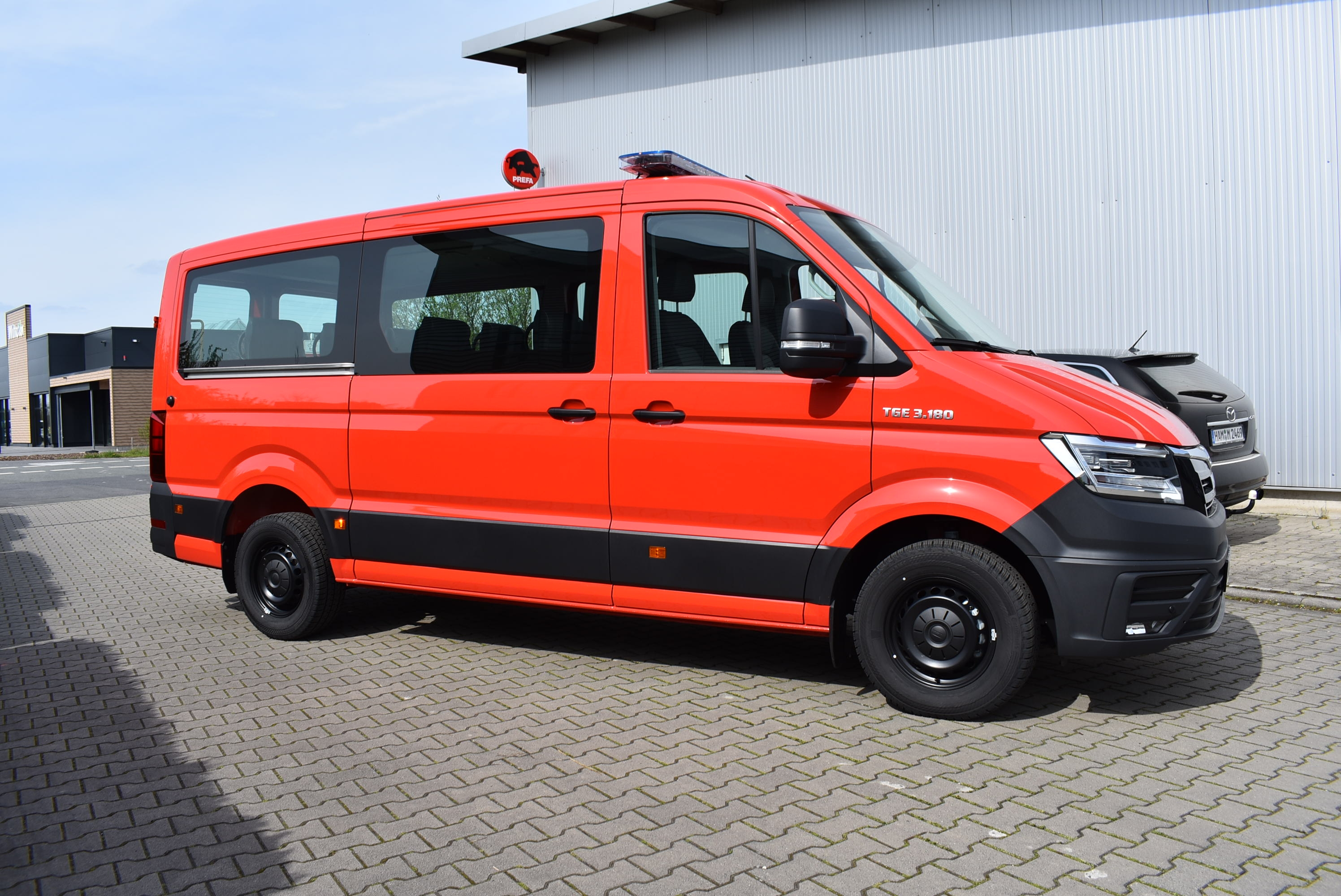 Neufahrzeug MAN TGE 3.180 L3H2 4x2 8-Sitzer Feuerwehr MTF