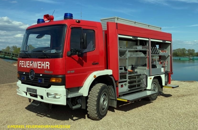 Tanklöschfahrzeug TLF 2000 Atego Allrad mit Aufbau Ziegler