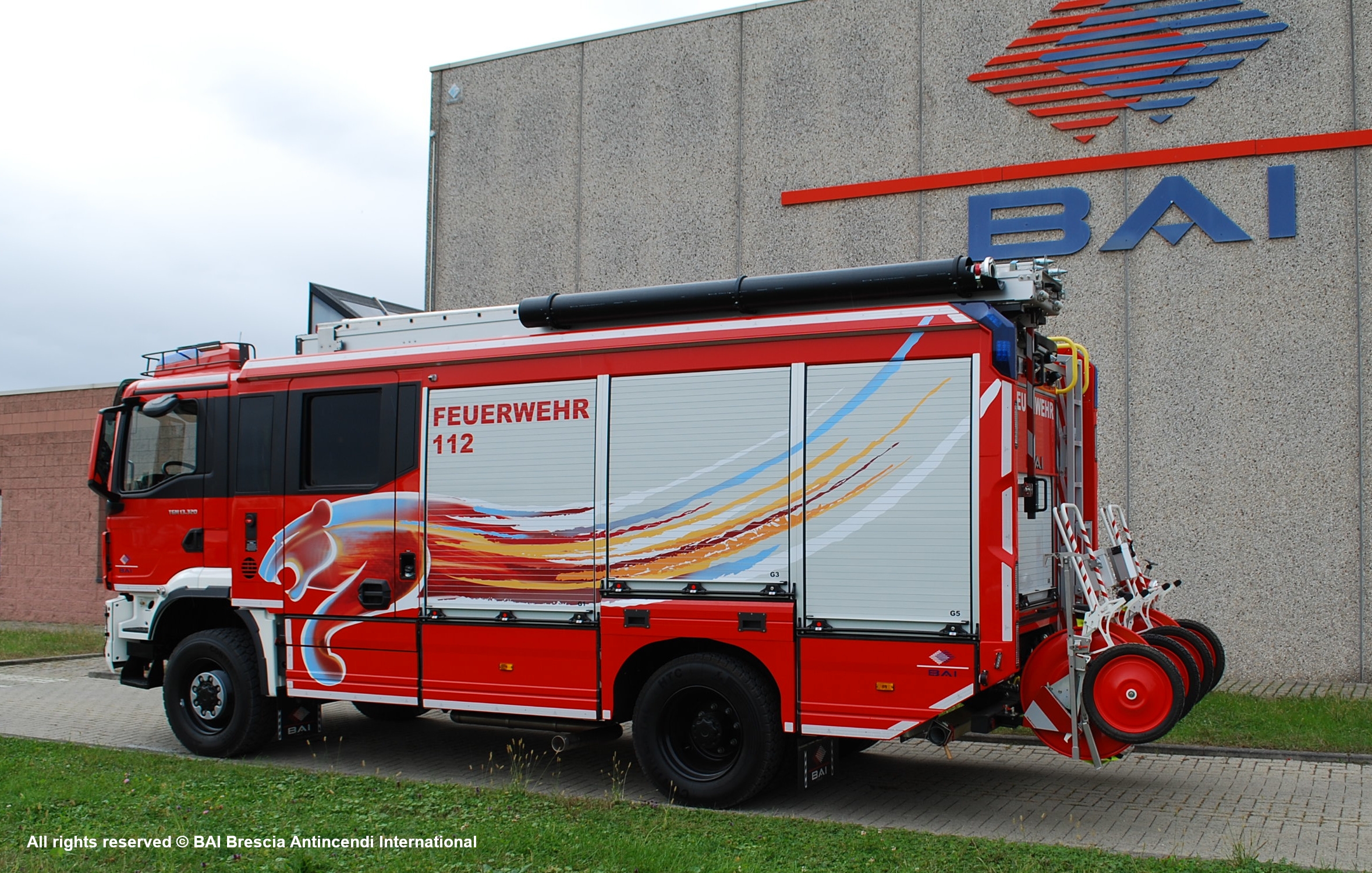 Vorführfahrzeug Hilfeleistungs-Löschgruppenfahrzeug HLF 20 nach DIN 14530-27