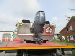 Mehrzweckboot -Alu mit Bugklappe-Jetantrieb